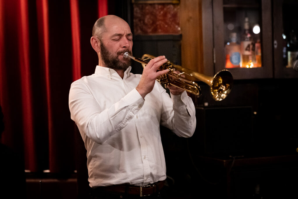 Sunday Brunch at The Ropetackle - Chris Coull Music